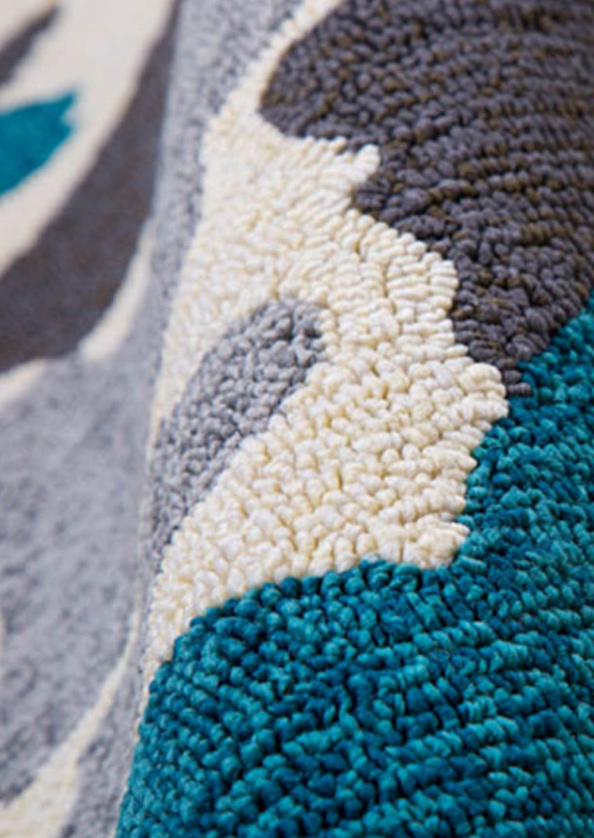 Hand Tufted Solana Bloom Grey/Turquoise Area Rug Carpet